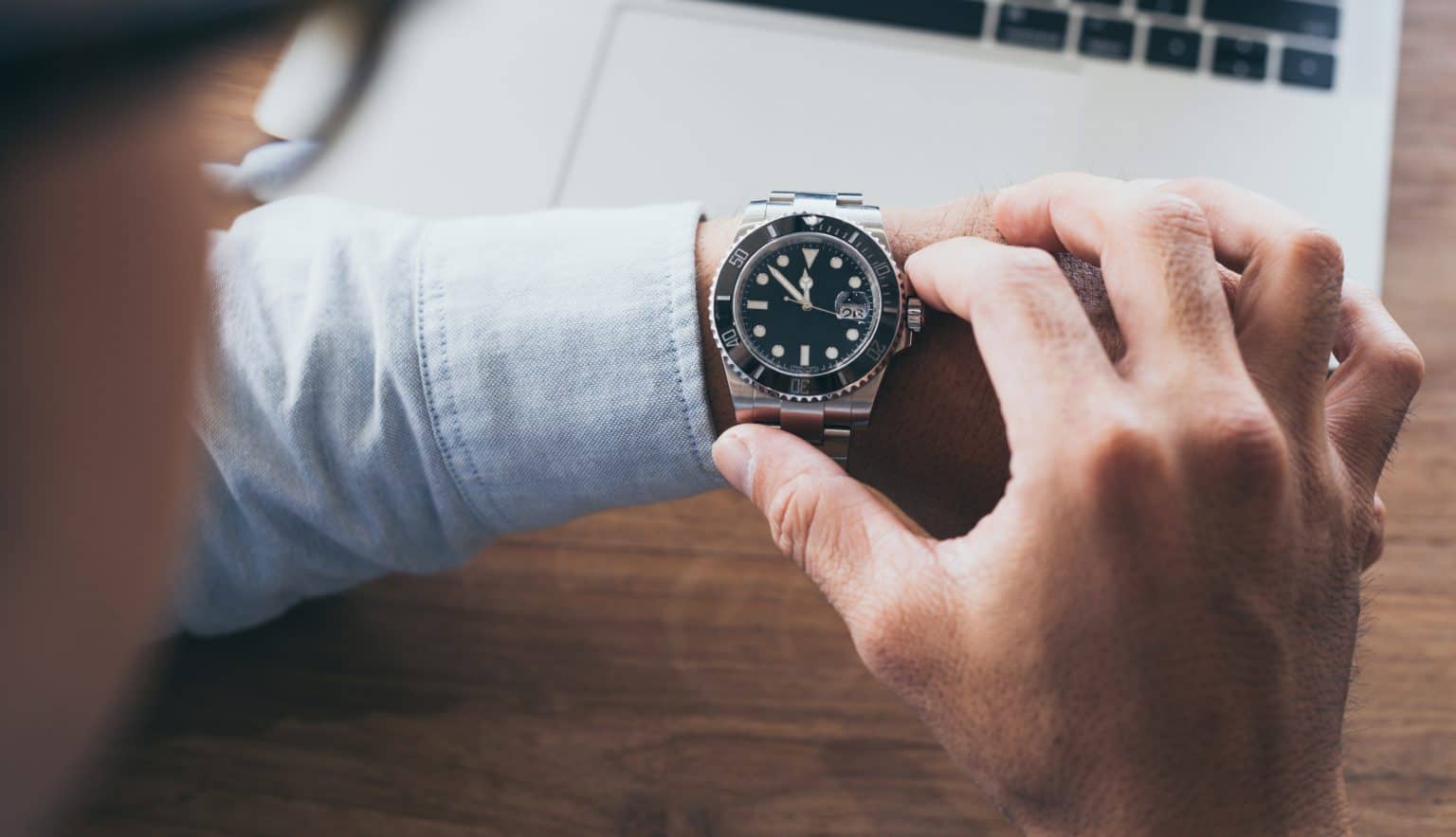 Express Transport - Express Shipments - Delamode UK