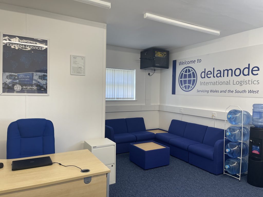 About Us - Delamode UK - Freight and Logistics Specialists