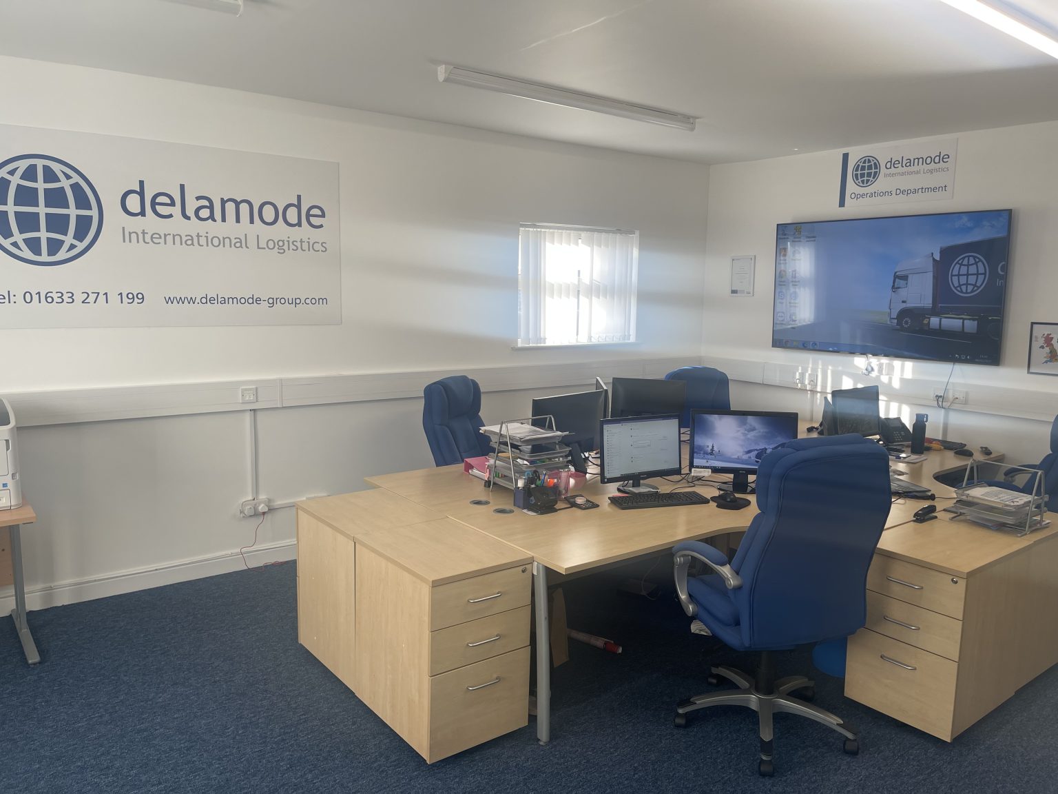About Us - Delamode UK - Freight and Logistics Specialists
